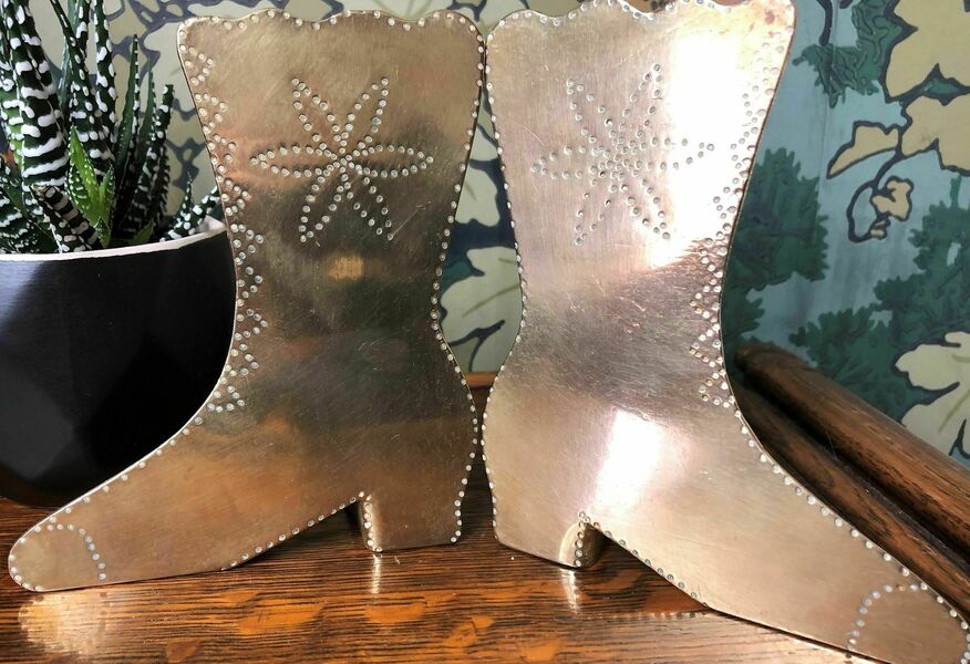 Antique Brass Good Luck Boots. | Vinterior