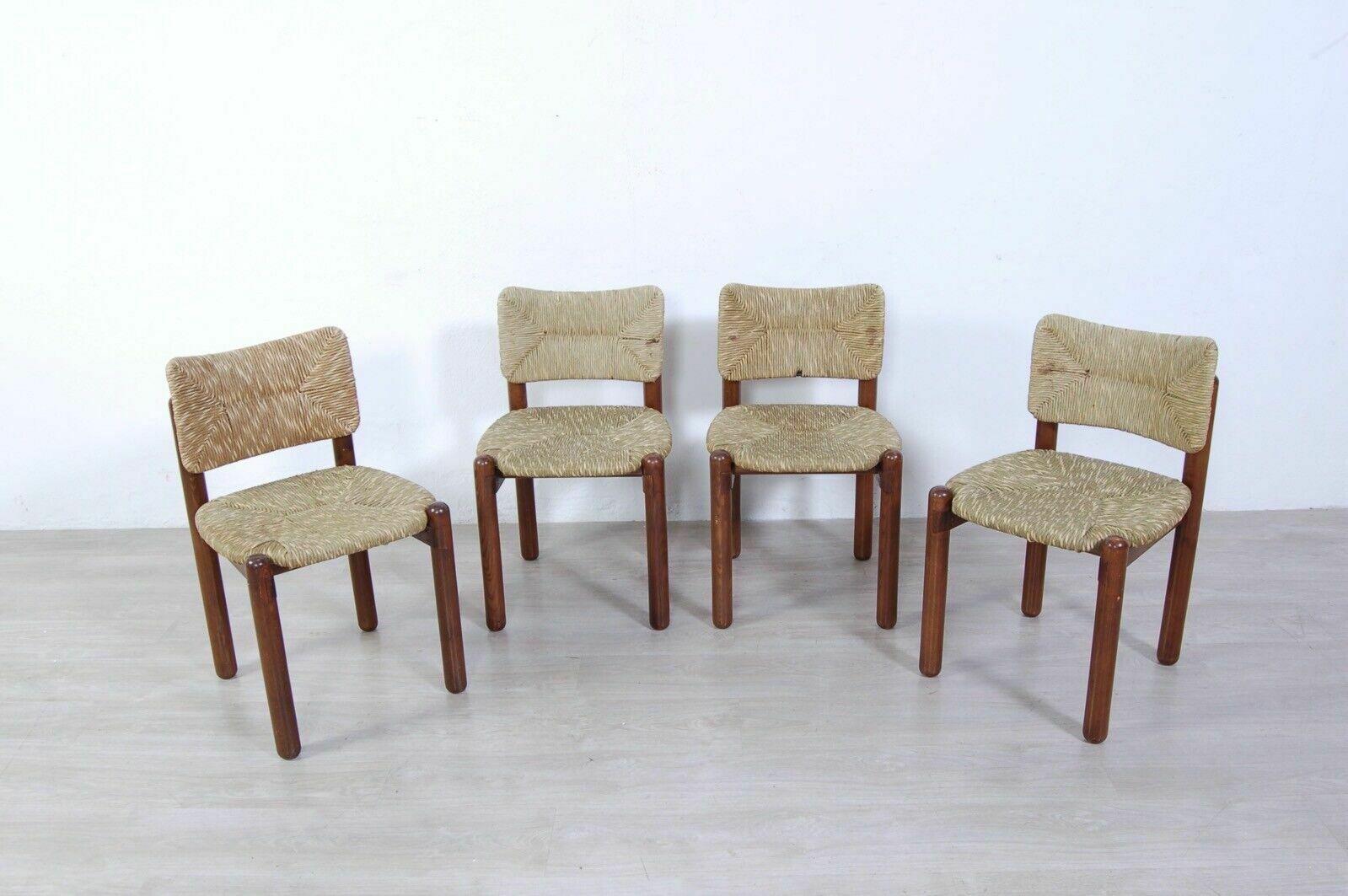 Set Of 4 Wooden Chairs And Straw Seats Design From The 70s 80s Vintage ...