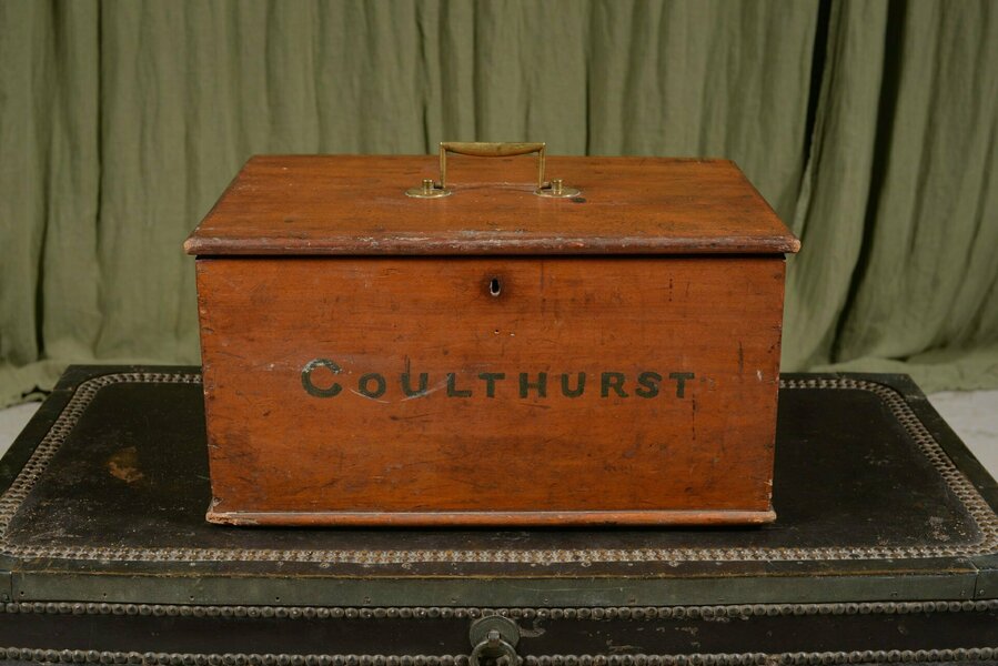 Coulthurst's Mahogany Dispatch Box C.1800 | Vinterior