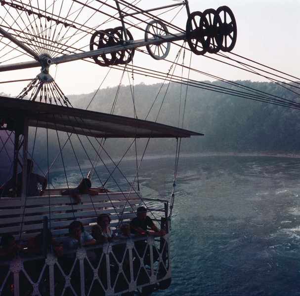 Tourists In A Cable Car Over Niagara Falls, USA/Canada | Vinterior