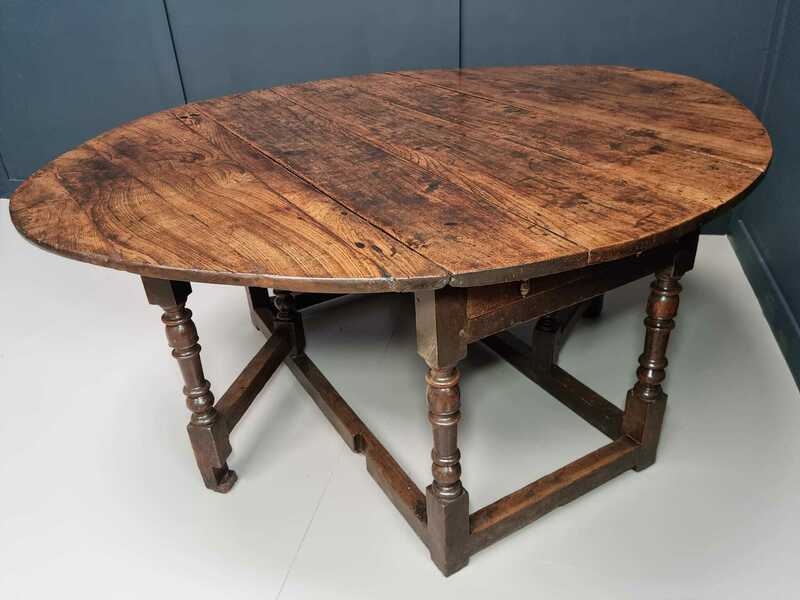17th Century Oak Drop Leaf Table Vinterior