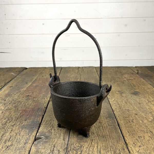 Small Reclaimed Iron Smelting Pot With Handle | Vinterior