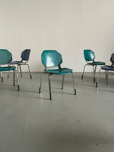 Space Age Futuristic Octagonal Metal Stackable Dining Chairs Or Visitor ...