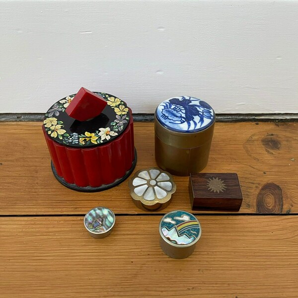 Collection Of Pot Antique Vintage Pots Lid Jar Trinket Jewellery Box ...
