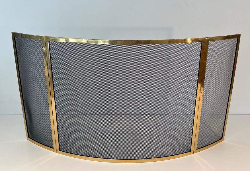 Curved Brass Firewall And Wire Mesh | Vinterior