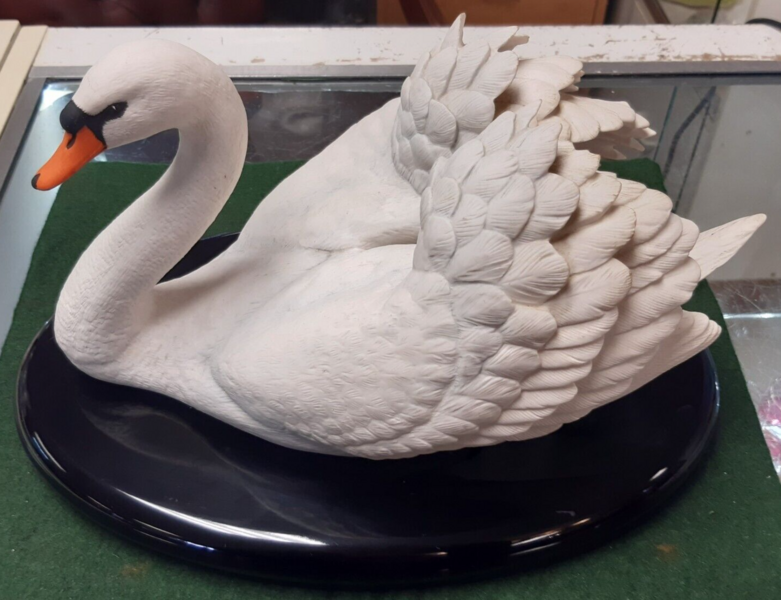 "The Royal Swan" By Ronald Van Ruyckevelt For Franklin Mint Ltd | Vinterior