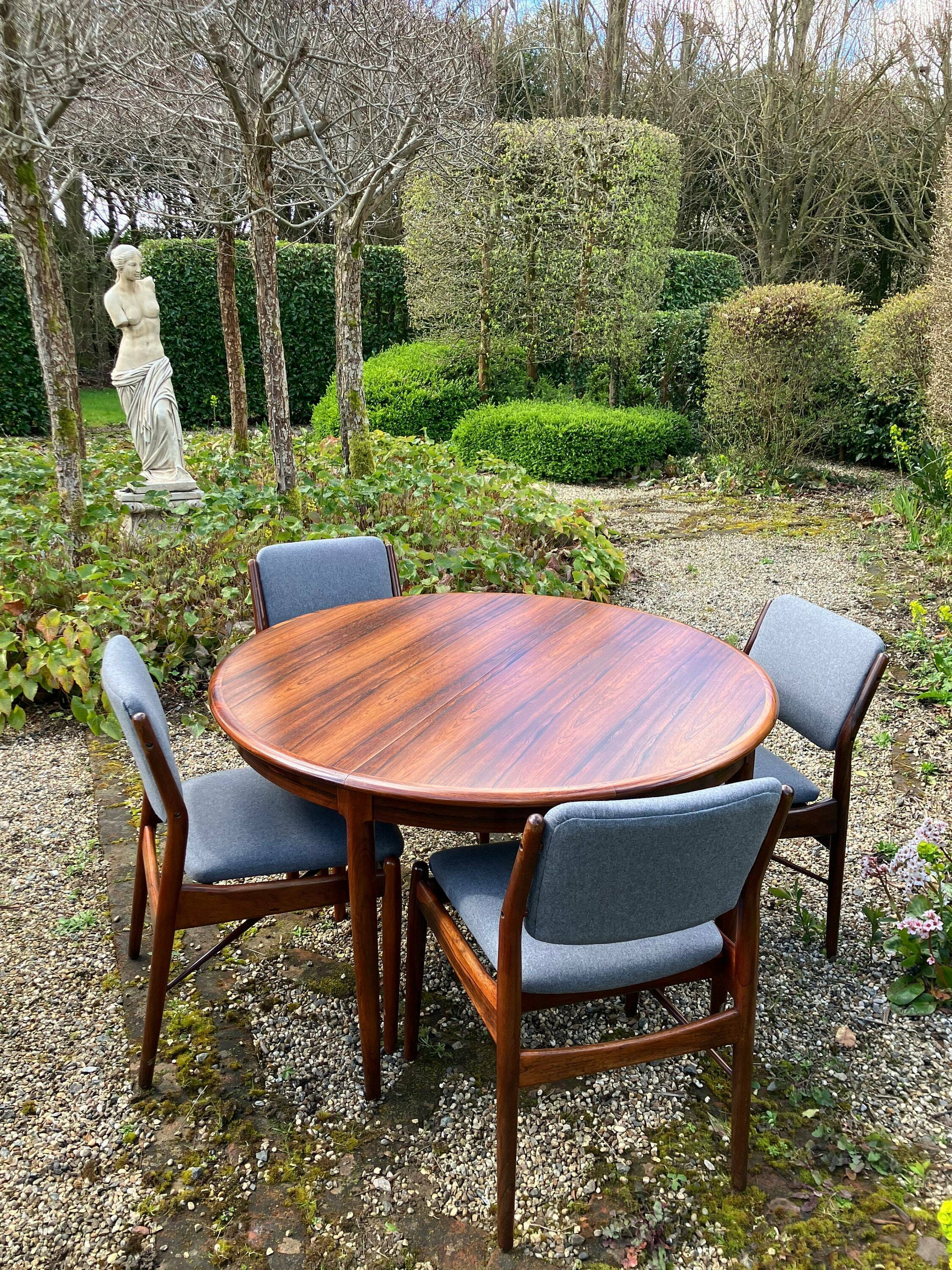 Mid Century Rosewood Model 15 Danish Dining Table By Niels Otto Moller For Mollers Mobelfabrik And 4 Chairs By Arne Vodder Pending A10 Certificate Arne Vodder Vinterior