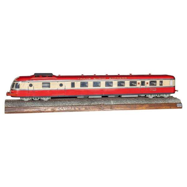Mid 20th Century European Cut Away Model Of The Trans Europ Express C ...