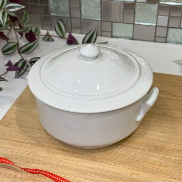 Apilco French Porcelain Casserole Dish With Lid Vintage White | Vinterior