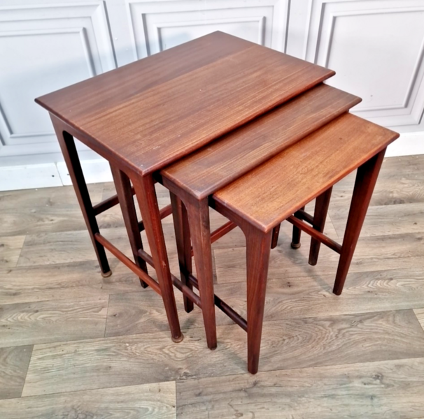 Retro Vintage Mahogany Nest Of Three Side Tables – Mid Century Solid ...