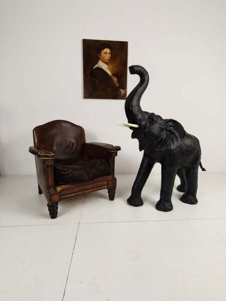 Extra Large Leather Elephant Sculpture 130 Cm – Ca. 1950 | Vinterior
