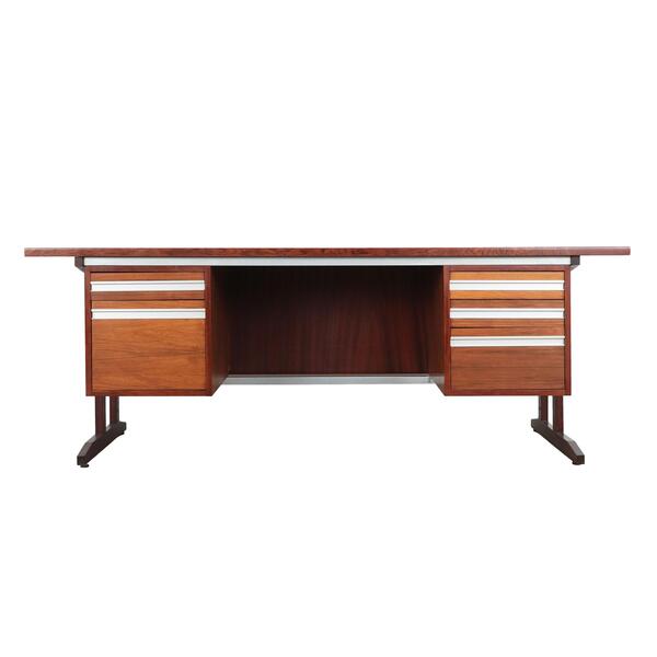 Vintage Desk, Danish Design, 1970s, Production: Denmark | Vinterior