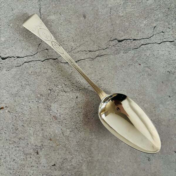 Georgian Sterling Silver Serving / Soup Spoon | Vinterior