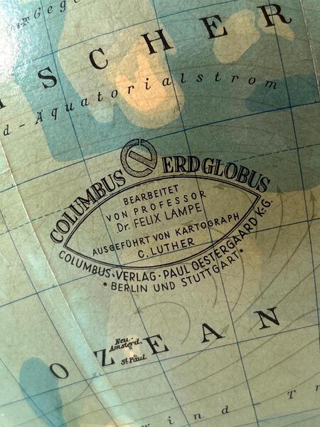 Rare Glass Earth Globe Or Table Lamp By Columbus Verlag Paul Oestergaard 1960s | Vinterior