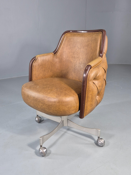 Vintage 1970s Office Chair Light Tan Vinyl Swivel Base Gasser Inc ...