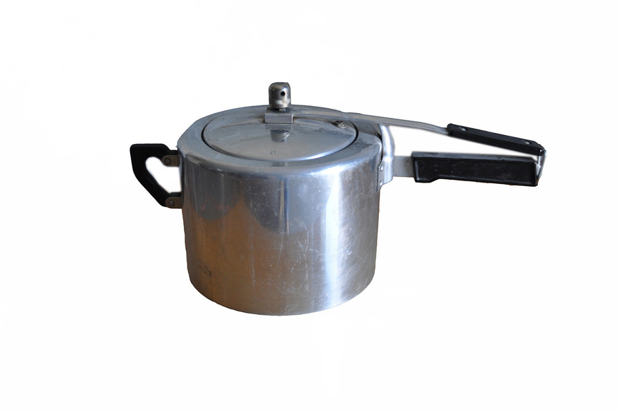 Kitchenware | Silver Vintage 1960s Pressure Cooker, Silver | Vinterior