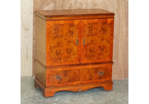 Vintage Media Units and Vintage TV Stands - Curated Edit | Vinterior