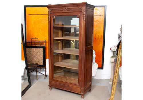 Vintage Display Cabinets For Your Favourites | Vinterior