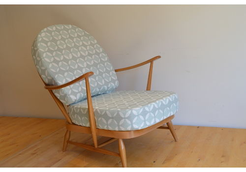 Mid 20th Century British Vintage Green Beech Armchair | Vinterior