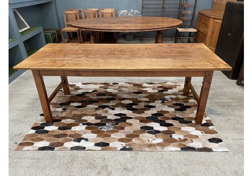 One Of A Kind Vintage Dining Tables | Vinterior